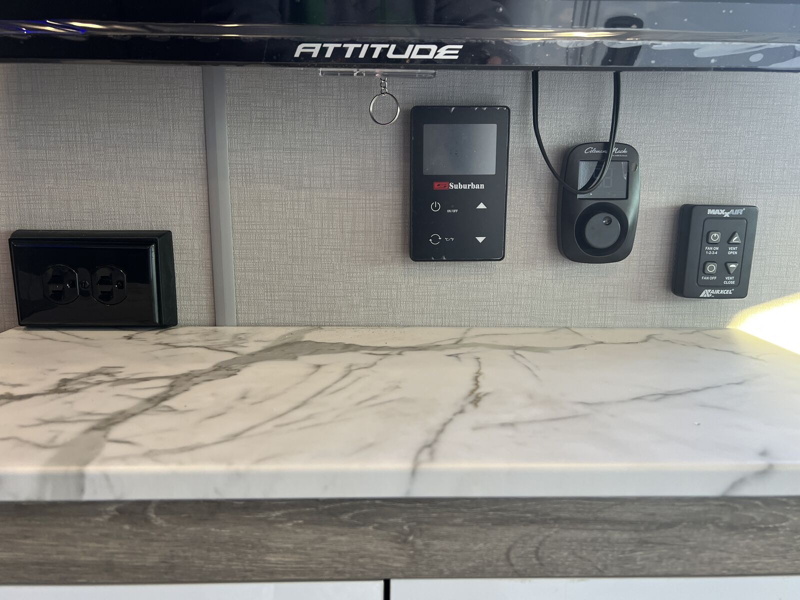 2026 Intech Sol Dawn | Travel Trailers, Bumper Pull | KSL Classifieds