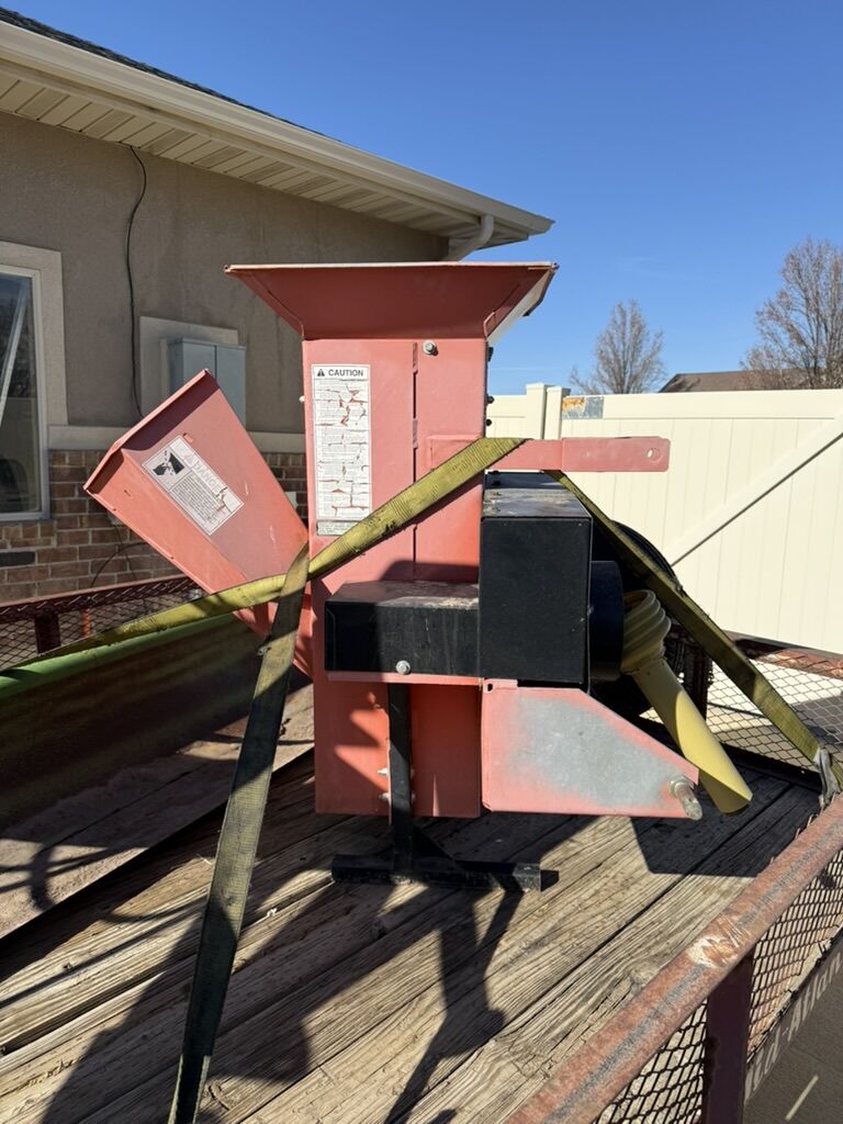 Bear Cat Model 70554 Chipper/Shredder | Farm Equipment | KSL Classifieds