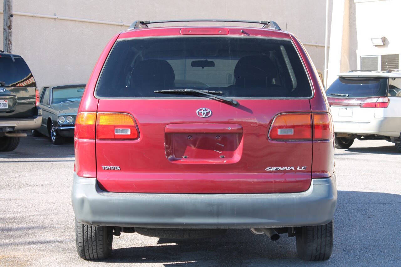 1998 Toyota Sienna LE in Las Vegas, NV | KSL Cars