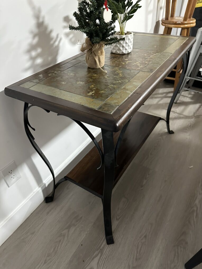 Entrance Table | Coffee Tables and End Tables | KSL Classifieds