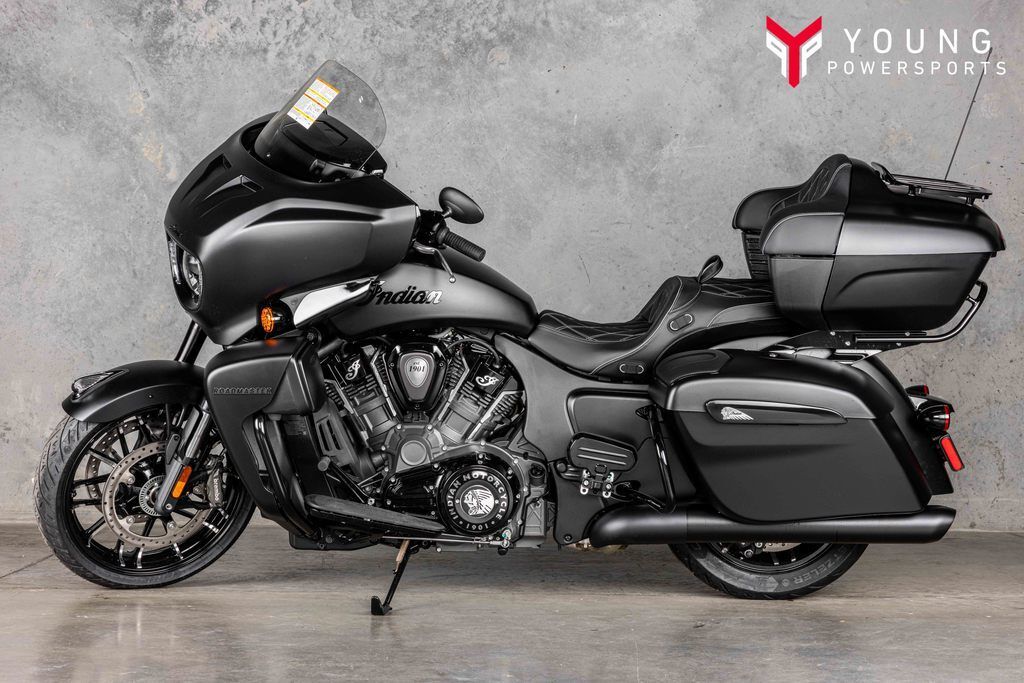 2025 Indian Motorcycle® Roadmaster® PowerPlus Dark Horse® w/PowerBand ...