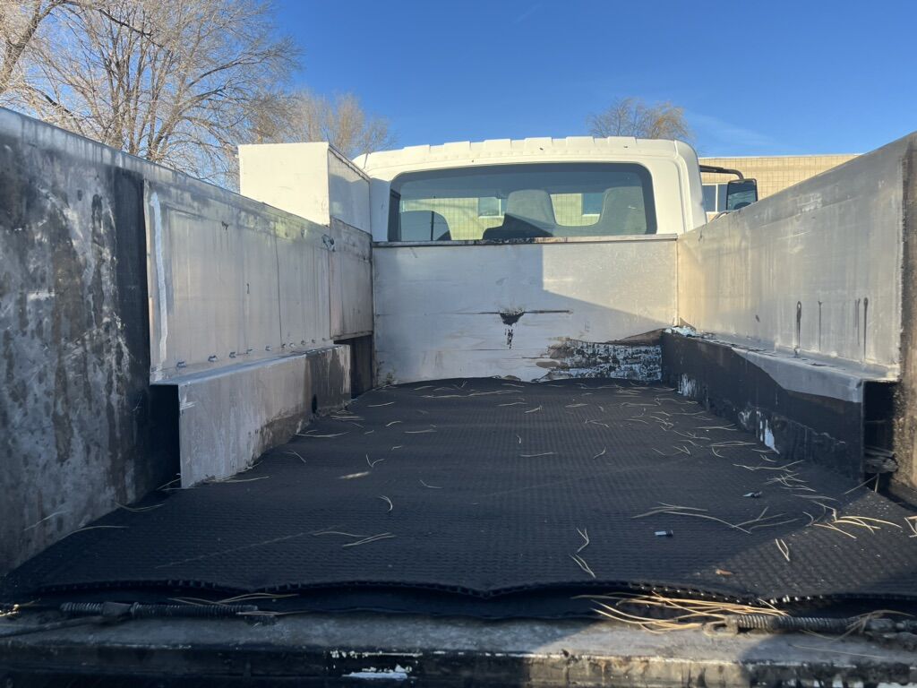 2014 international service box truck 4 x 4 | Farm Equipment | KSL ...