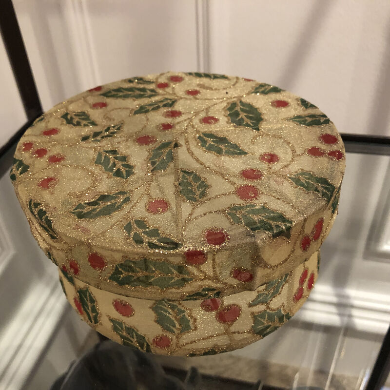 Christmas Holly Fabric Round Gift Box Decoration | Seasonal\Holiday ...