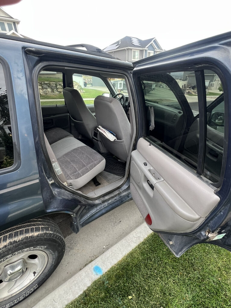 1998 Ford Explorer XLT in Saratoga Springs, UT | KSL Cars
