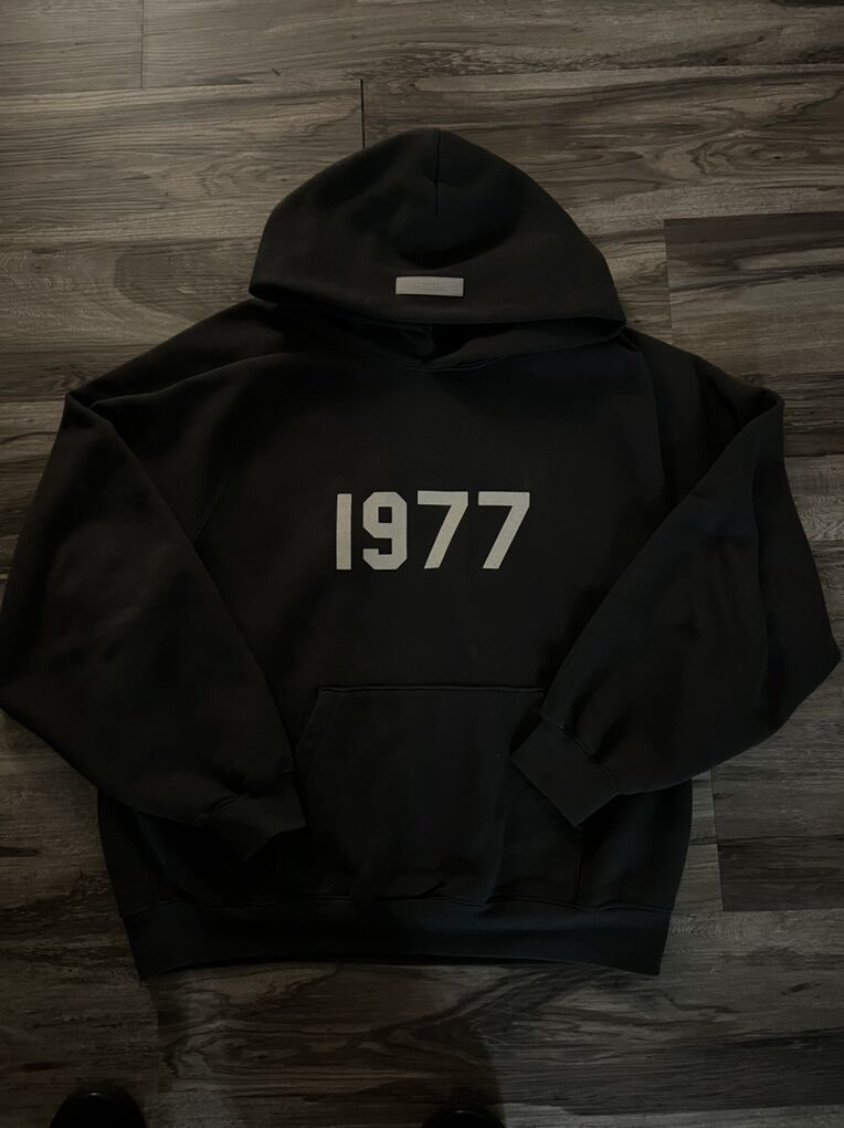 Authentic Essential Hoodie | Men's Clothing | KSL Classifieds