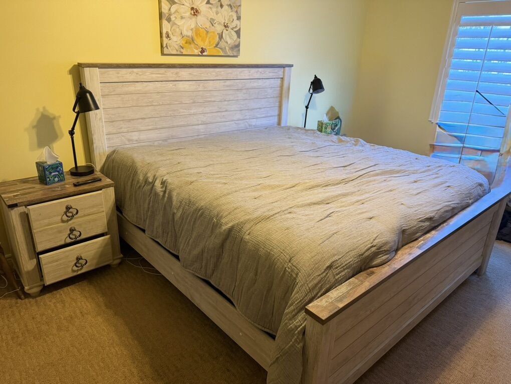 King Bed with Side-stands | Beds, Bed Frames | KSL Classifieds