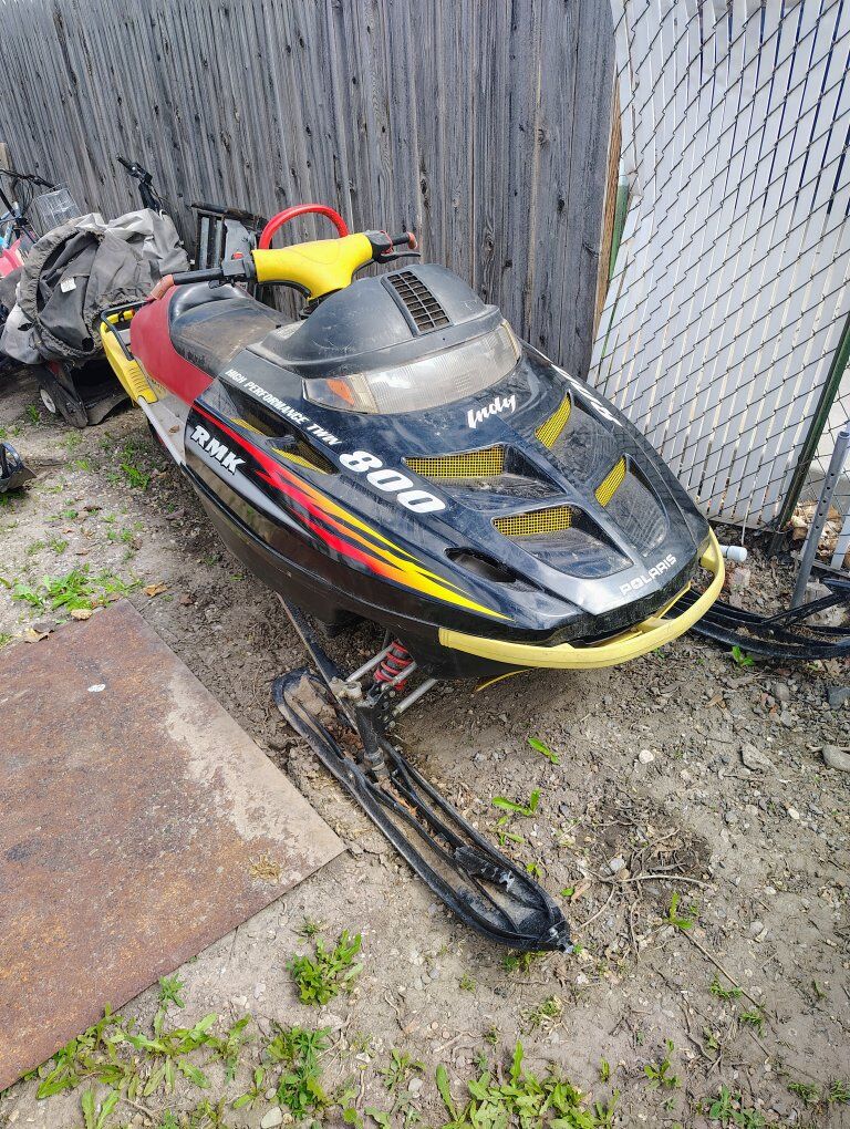 2000 & 2001 Polaris RMK 800 snowmobiles | Snowmobiles Used | KSL ...