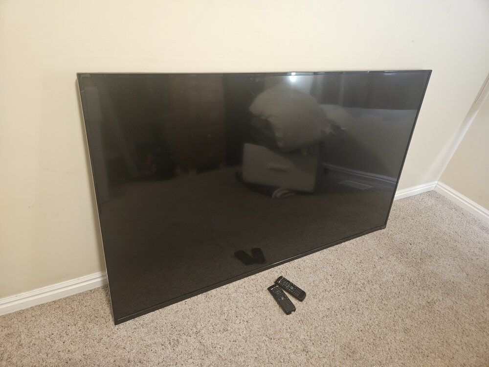 65 inch Vizio Smart TV | Televisions | KSL Classifieds