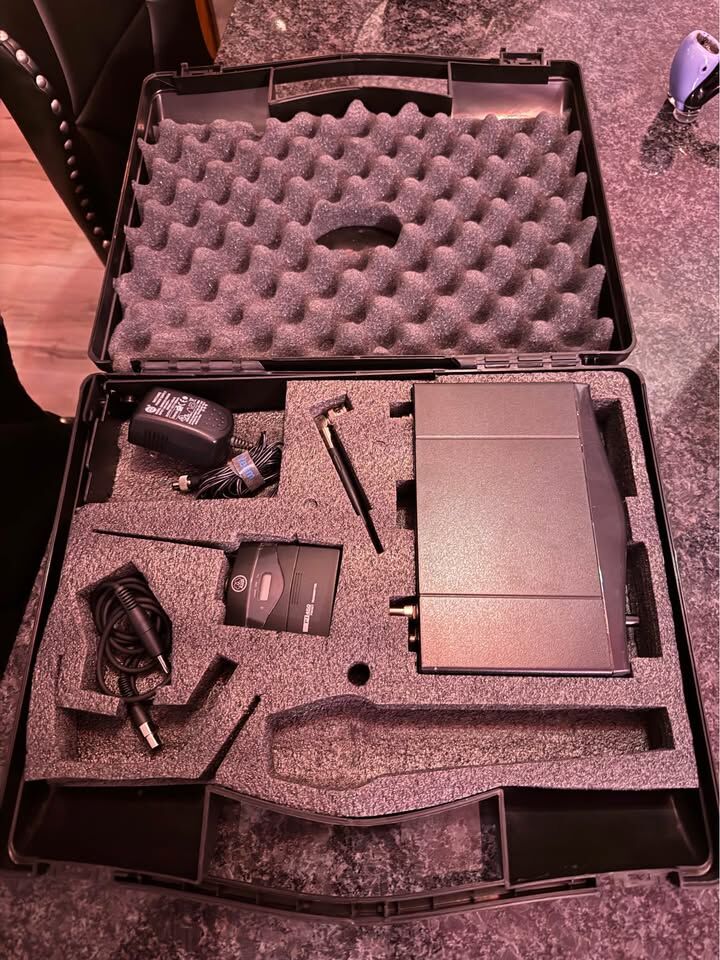 Guitar Wireless AKG SR450 | Amps and Effects | KSL Classifieds