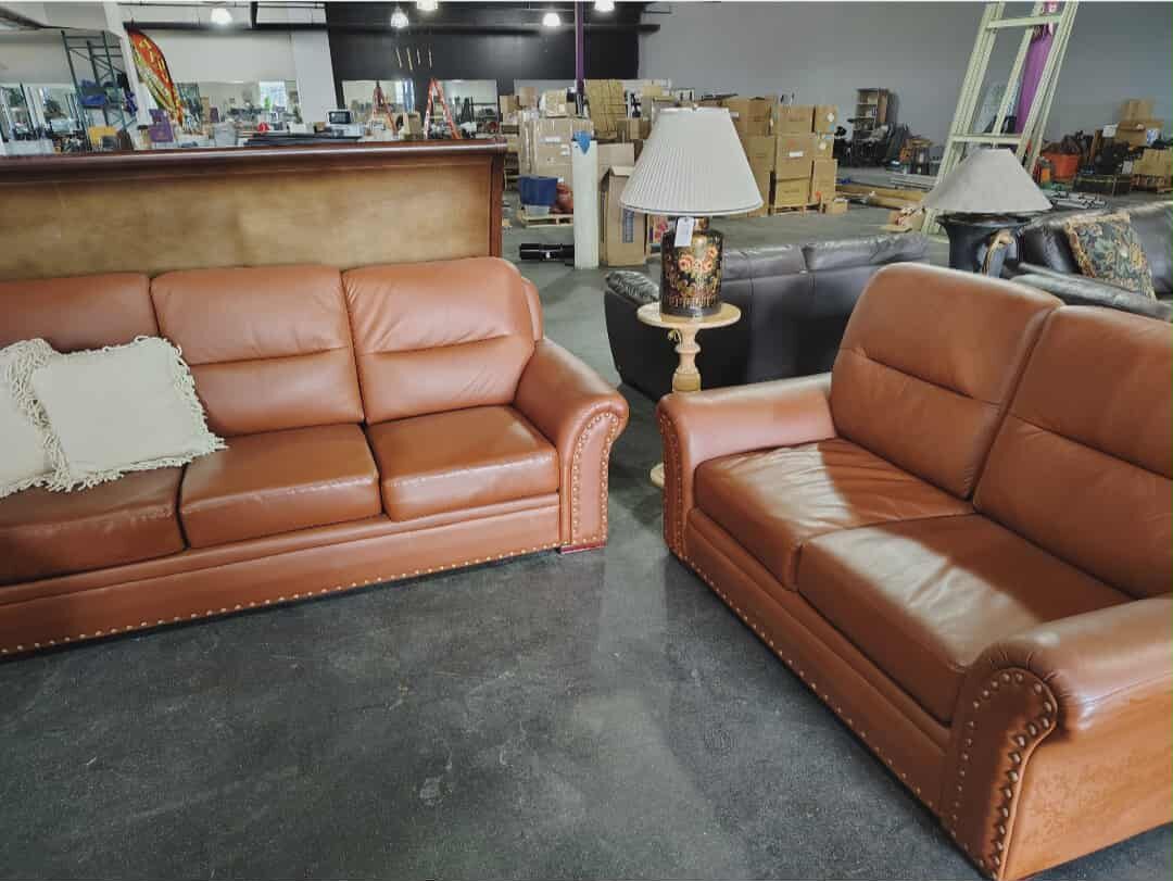 DealDepotUT.com - Furniture for Living Rooms, End Tables, Lamps, and ...