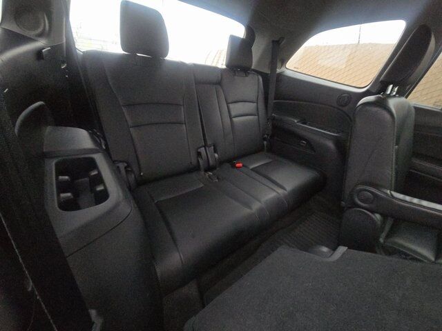 2020 Honda Pilot Touring w/Rear Captain's Chairs in Blackfoot, ID | KSL ...
