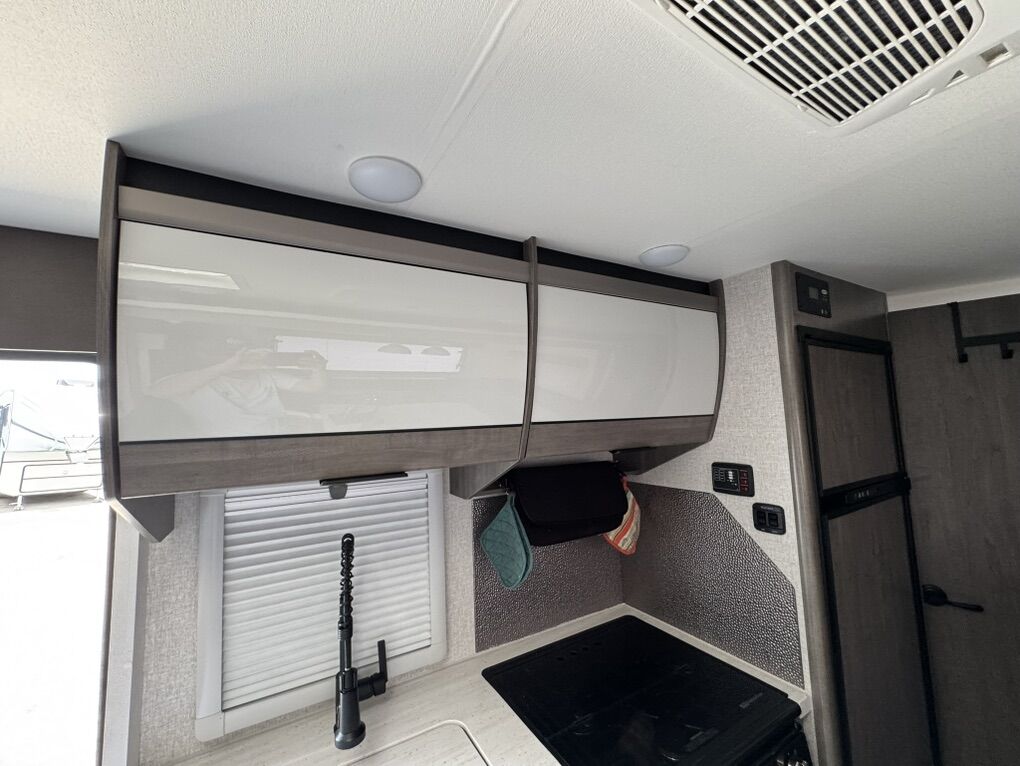 2022 Lance 2185 Travel Trailer – Like New | Travel Trailers, Bumper ...