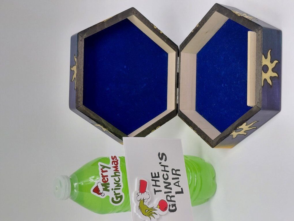 Enchanted World of Boxes Moon Stars Trinket Box | Collectibles | KSL ...