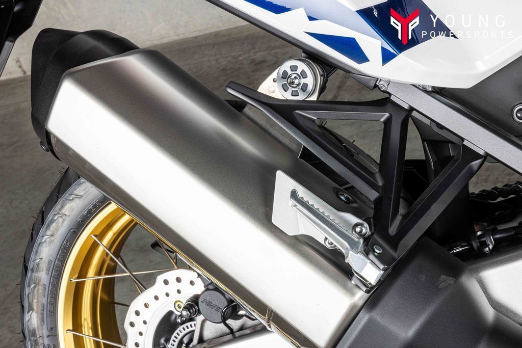 2025 Honda Africa Twin Adventure Sports ES DCT | Motorcycles, Road ...