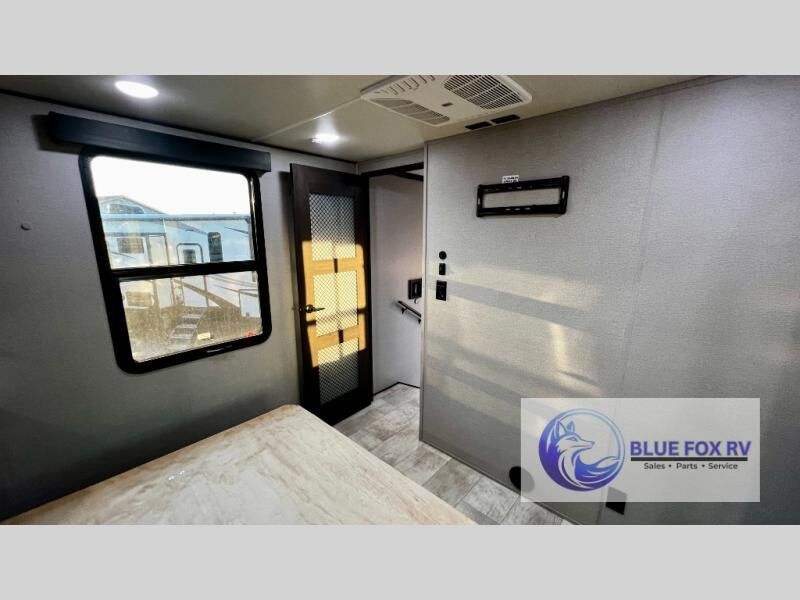 Used 2022 Grand Design Momentum M-Class 398M-R | Travel Trailers, Toy ...