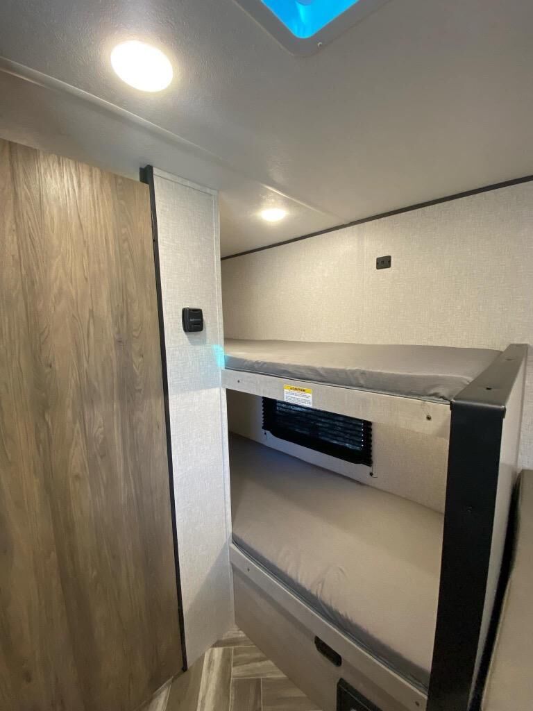 New 2025 CrossRoads RV Zinger Lite Affordable Travel Trailer with Rear ...