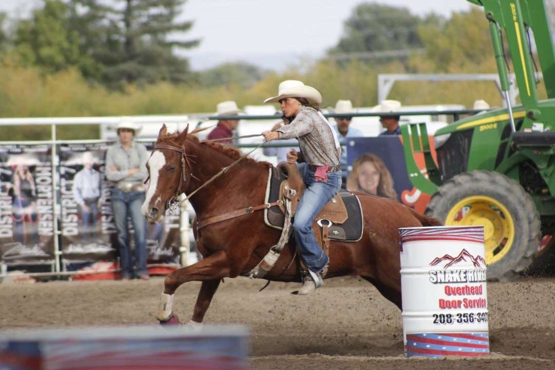 YOUTH BARREL & POLE DELUX****** | Horses | KSL Classifieds