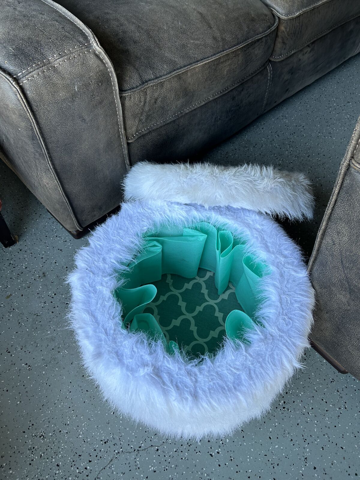 Ottoman | Couches and Loveseats, Fabric | KSL Classifieds