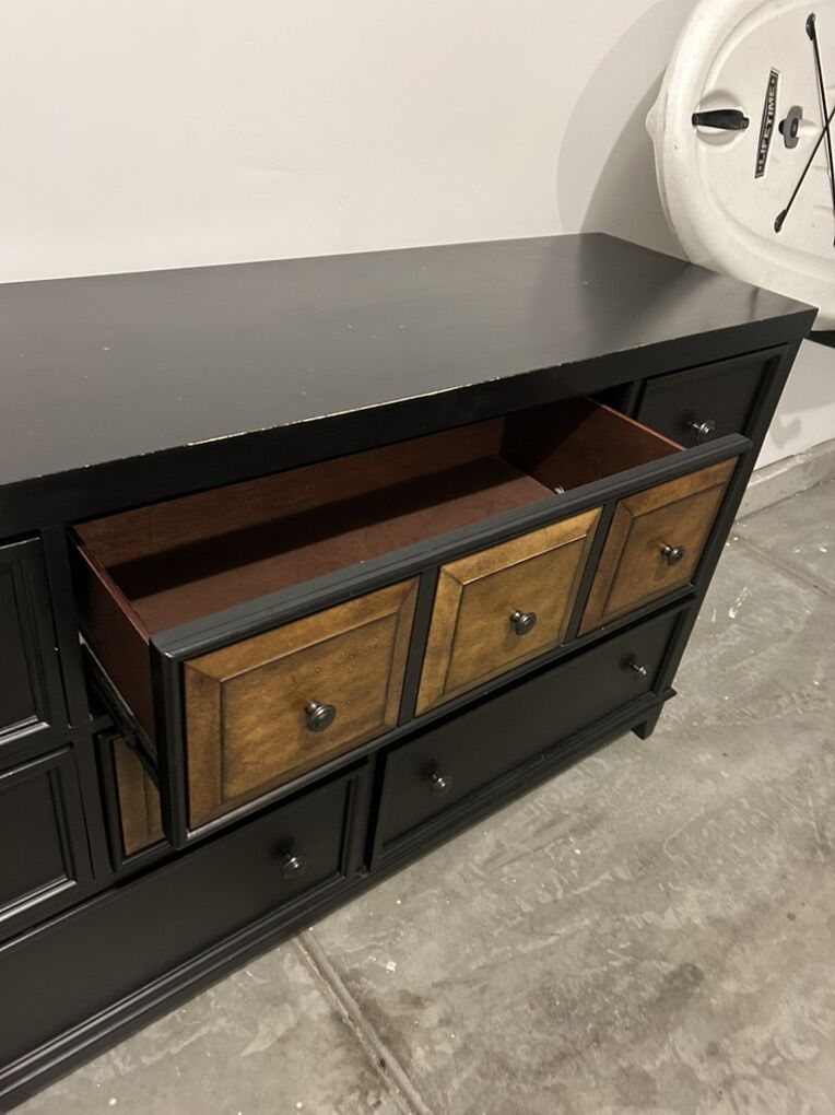 Dresser | Dressers | KSL Classifieds