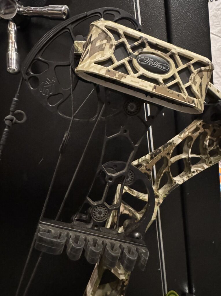 Mathews V3 31 Bow RH | Archery Equipment | KSL Classifieds