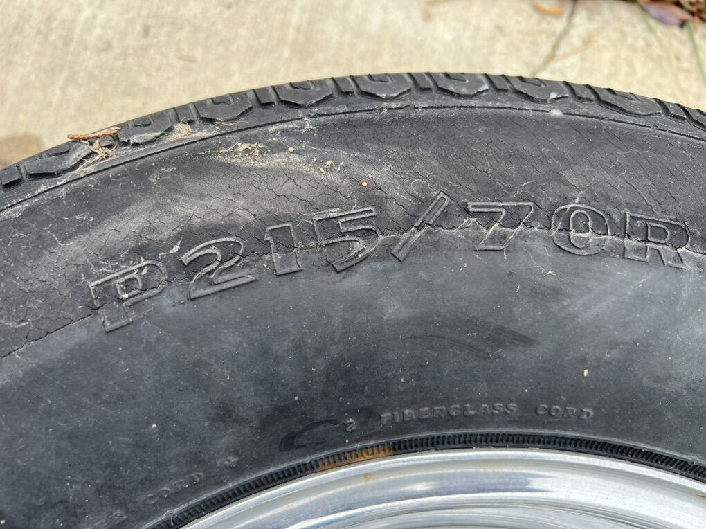 Cragers 14 With Center Caps | Wheels and Tires - Cars | KSL Classifieds