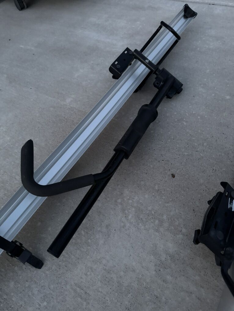 2 Thule XT Sidearm Roofracks | Bike Racks | KSL Classifieds