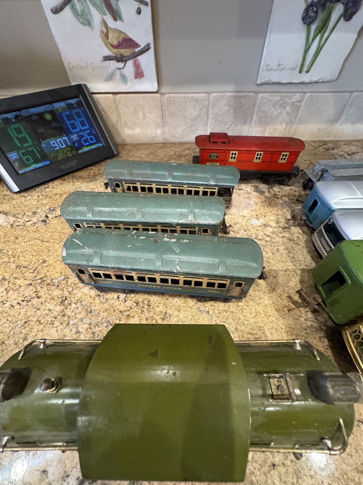 COLLECTION OF LIONEL,MTH, LGB TRAIN ENGINES AND CARS | Remote Control ...