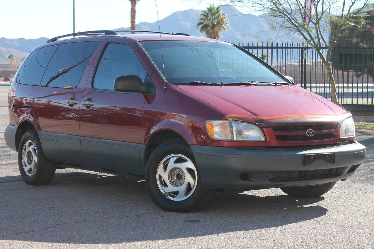 1998 Toyota Sienna LE in Las Vegas, NV | KSL Cars
