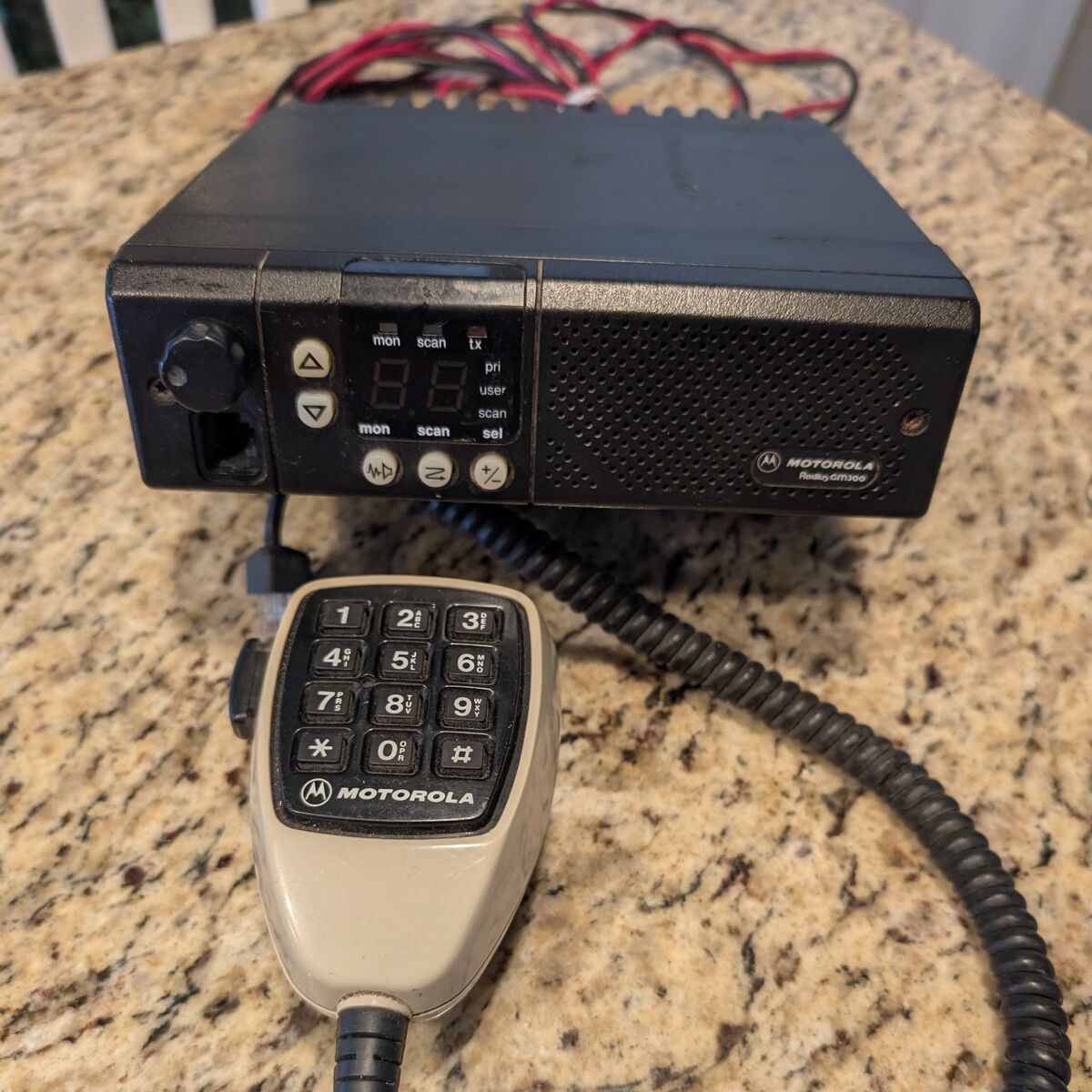 Motorola Radius GM300 radio | Electronics | ksl.com