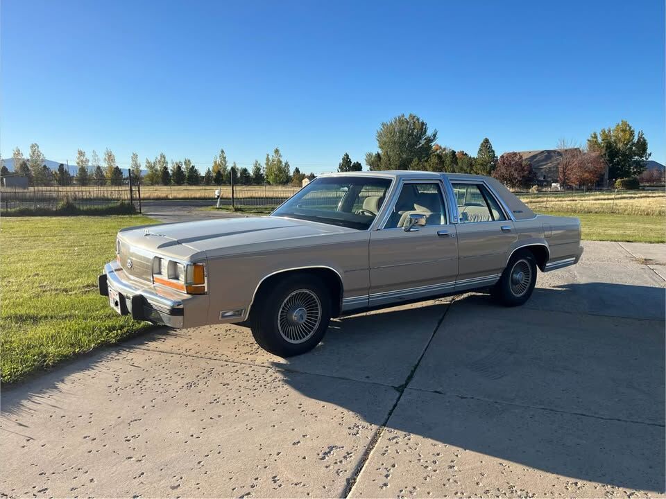 1989 Ford Crown Victoria LX in Tooele, UT | KSL Cars