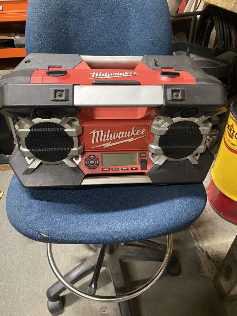 Milwaukee Job Site Radio | Power and Hand Tools | KSL Classifieds