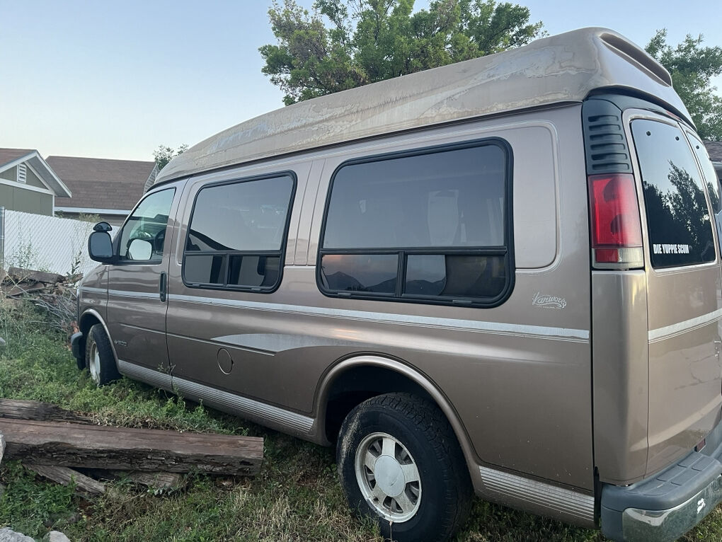 1998 Chevrolet Express 1500 in Riverton, UT | KSL Cars