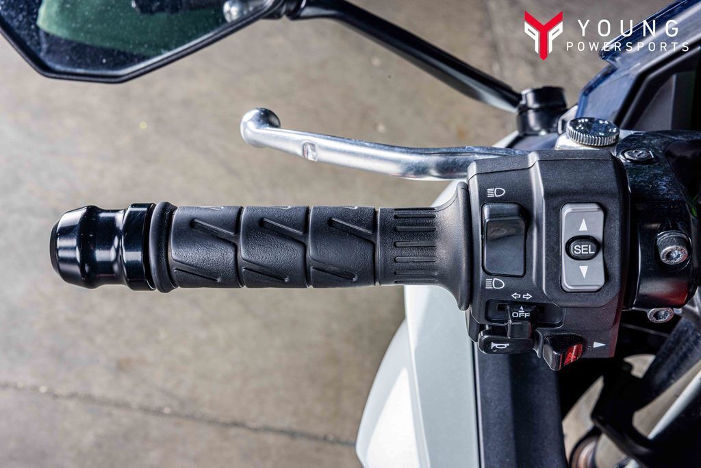 2023 Kawasaki Ninja® 650 Metallic Matte Graphenesteel Gray/Ebony ...