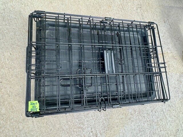Small Wire Dog Crate 18" Long | Pet Equipment and Supplies | KSL ...