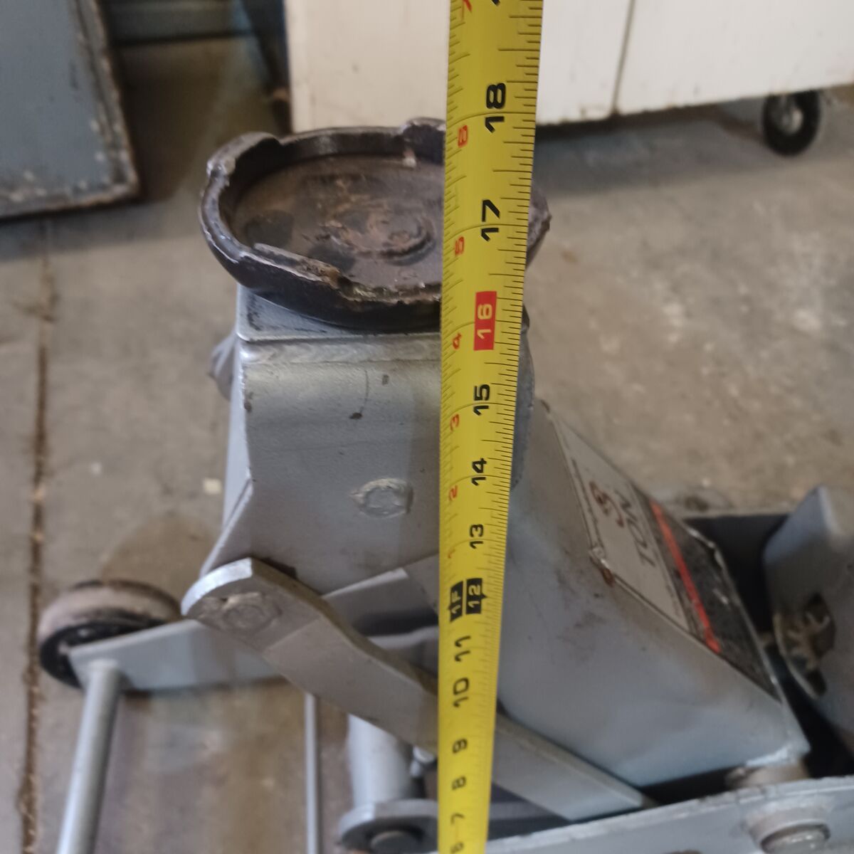 Heavy duty 3 ton jack | Auto Accessories | KSL Classifieds