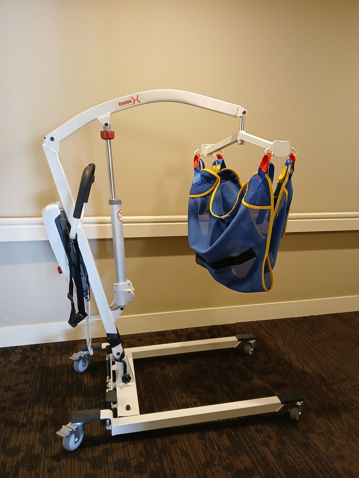 Electric Hoyer with 3 slings | Medical Equipment | KSL Classifieds