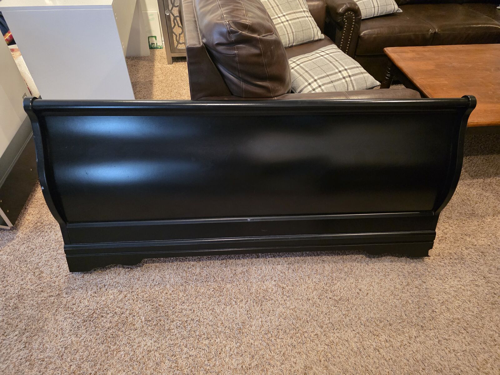 Ashley Signature Design Huey Vineyard Sleigh Bed Frame - Queen | Beds ...