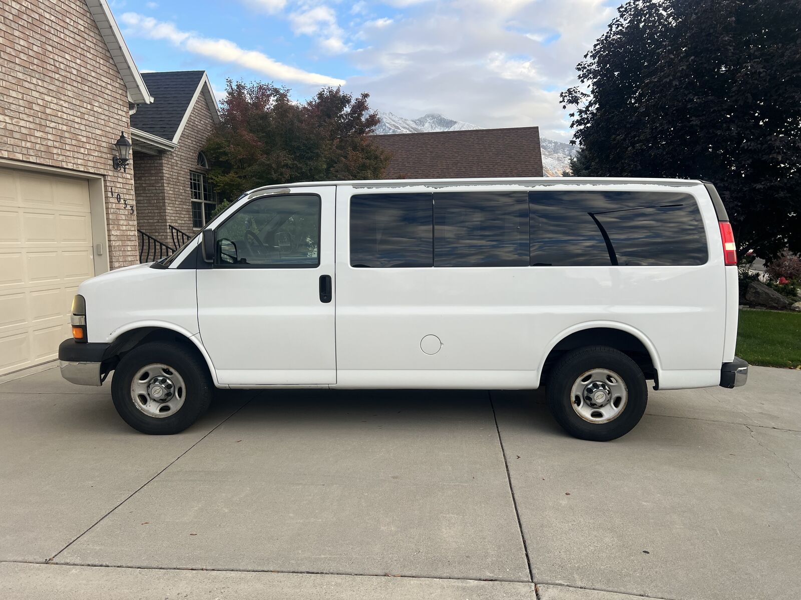 2008 Chevrolet Express LS 3500 4400 in Springville, UT | KSL Cars