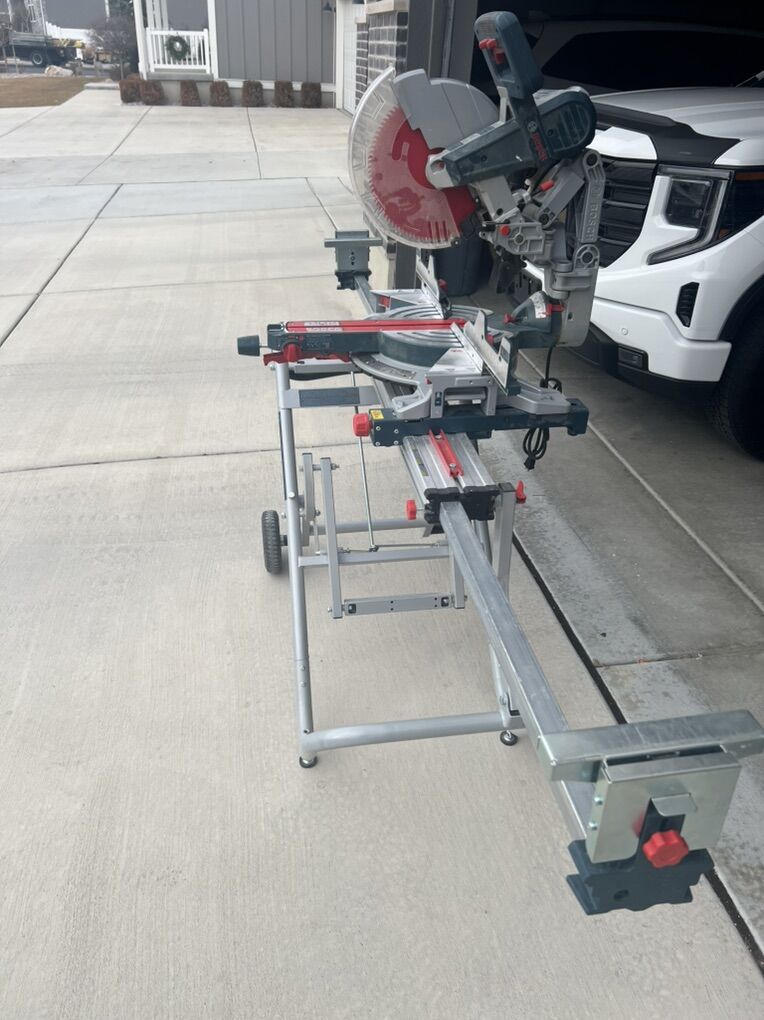 Bosch 12 Dual Bevel Sliding Miter Saw | Saws | KSL Classifieds