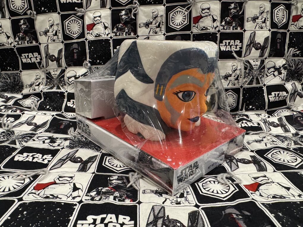 Star Wars Ahsoka Tano Mug With Hot Chocolate | Collectibles | KSL ...