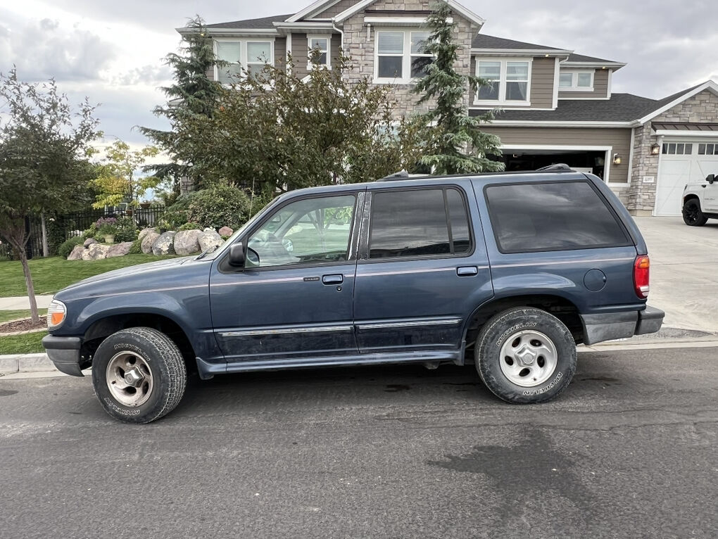 1998 Ford Explorer XLT in Saratoga Springs, UT | KSL Cars