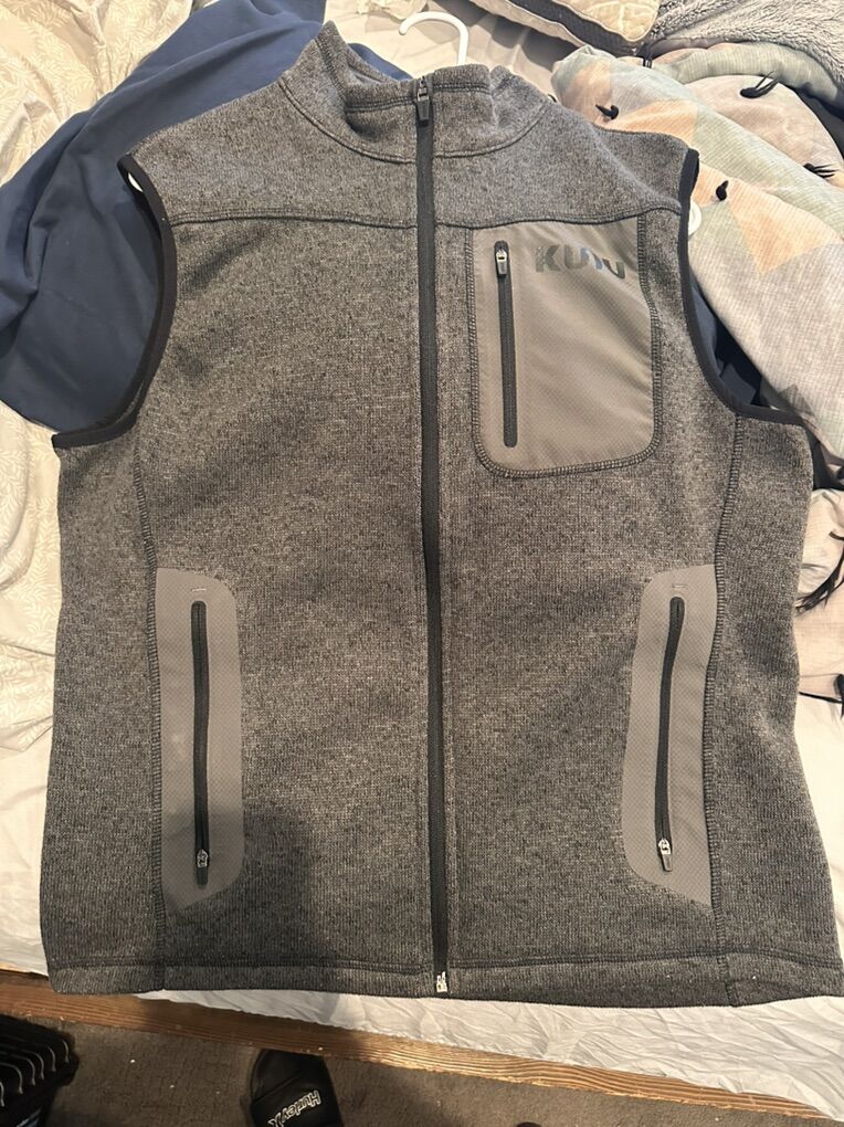 Kuiu Base Camp Vest | Hunting Equipment | KSL Classifieds