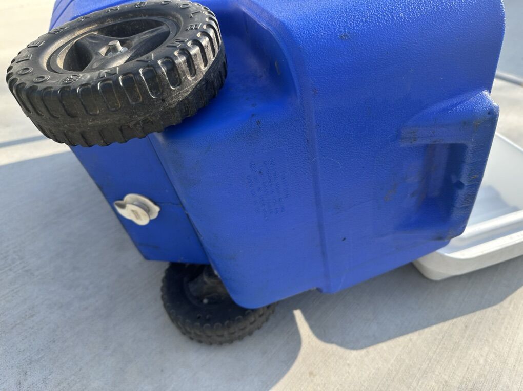 Coleman Cooler With Wheels | Camping & Outdoors Equipment | KSL Classifieds