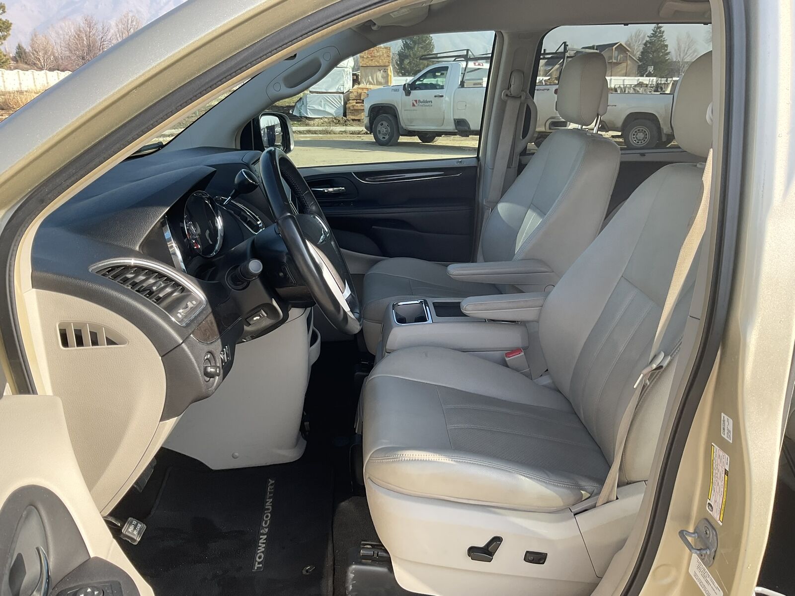 2011 Chrysler Town and Country Touring-L in American Fork, UT | KSL Cars