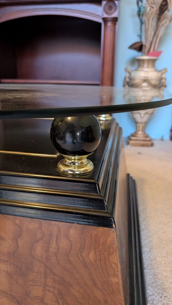 Round Glass Coffee Table | Coffee Tables and End Tables | KSL Classifieds