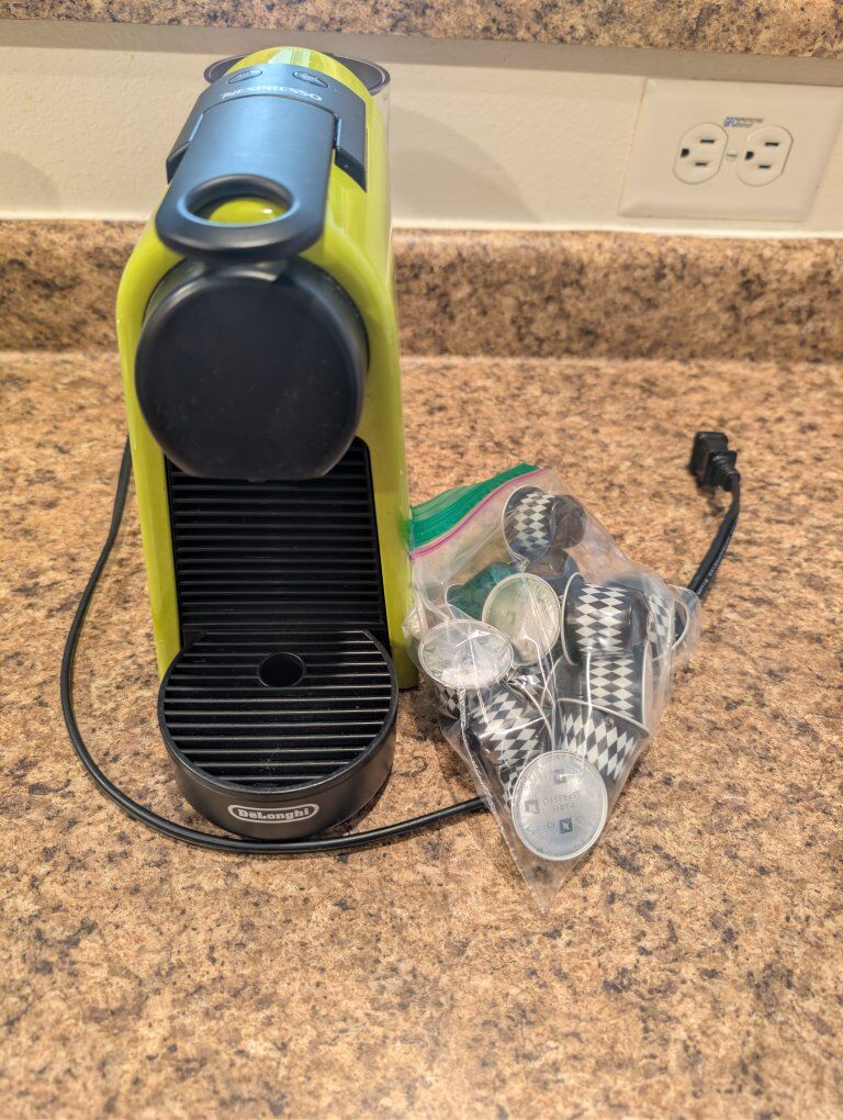 EEssenza Mini Lime Green Nespresso | Kitchen | KSL Classifieds