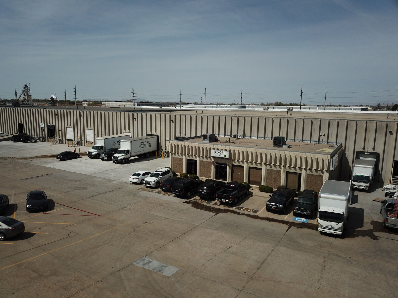 FOR LEASE | 17,577 SF of available office/warehouse space in West ...