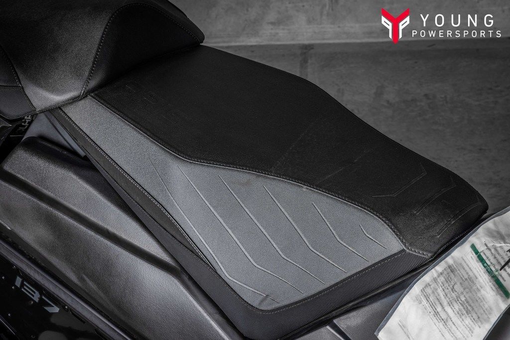 2025 Polaris® ProStar S4 INDY Adventure 137 Shadow Gray / Gloss Black ...