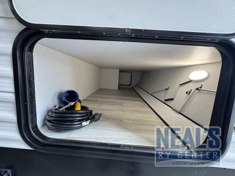 2025 EAST TO WEST Della Terra 250QB | Travel Trailers, Bumper Pull ...