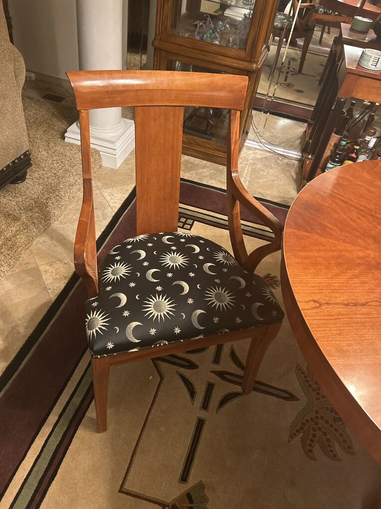 Dining Room Table And Chairs | Dining Tables | KSL Classifieds